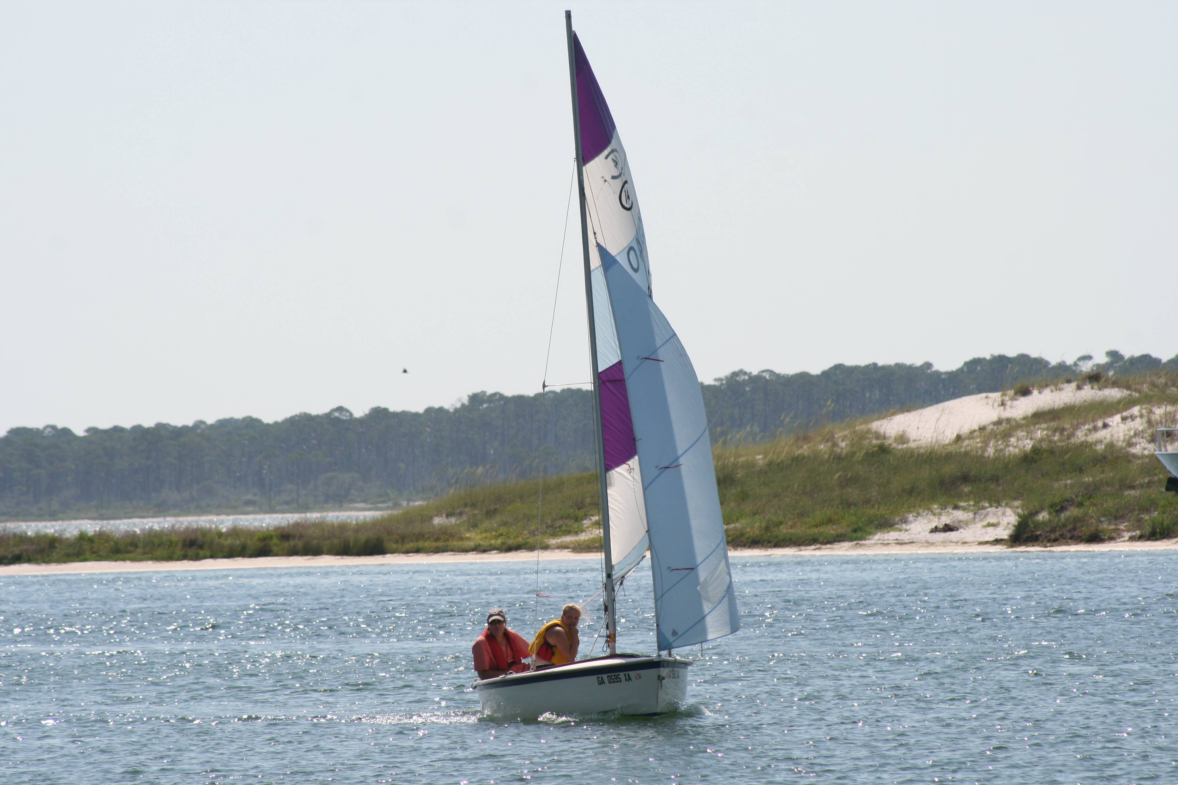 Catalina Capri 14.2 Review – Which Sailboat?